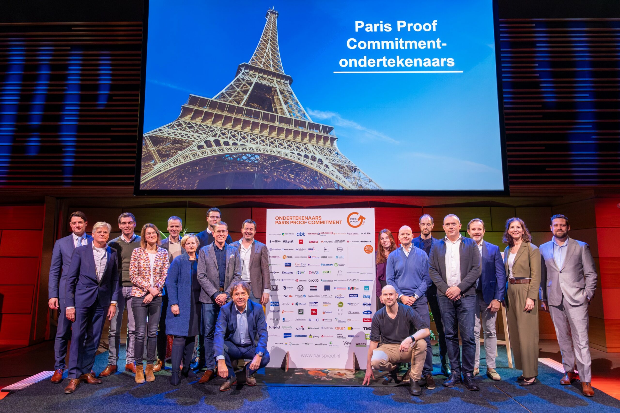 114 ondertekenaars Paris Proof Commitment: ook NS Stations en Rijksvastgoedbedrijf tekenen ...
