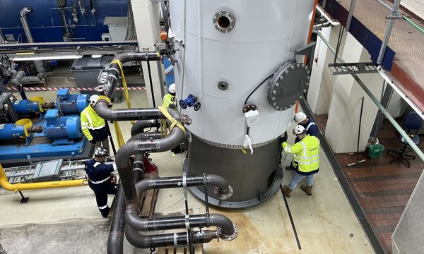 Radboudumc bespaart CO2-uitstoot met nieuwe elektrische stoomketel ...