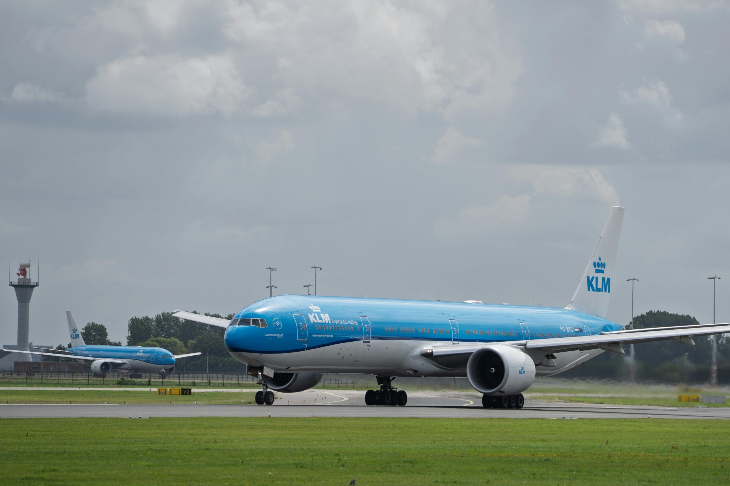 Economen, artsen en milieuorganisaties: huidig luchtvaartbeleid is ...